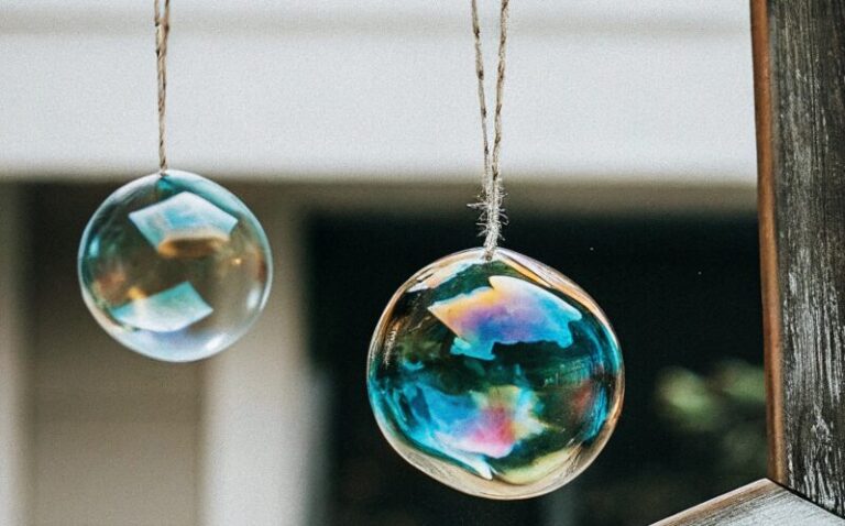 how to make fake bubbles for decoration